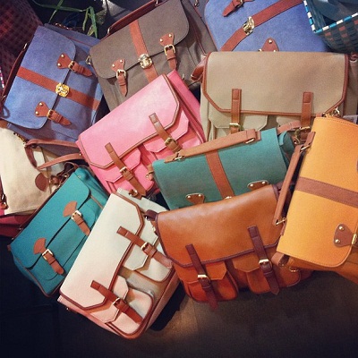 Tràn ngập sắc màu cùng Little Devil Shop