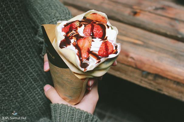 Crepe ốc quế siêu đặc biệt khiến giới trẻ Hà thành “mê mẩn”