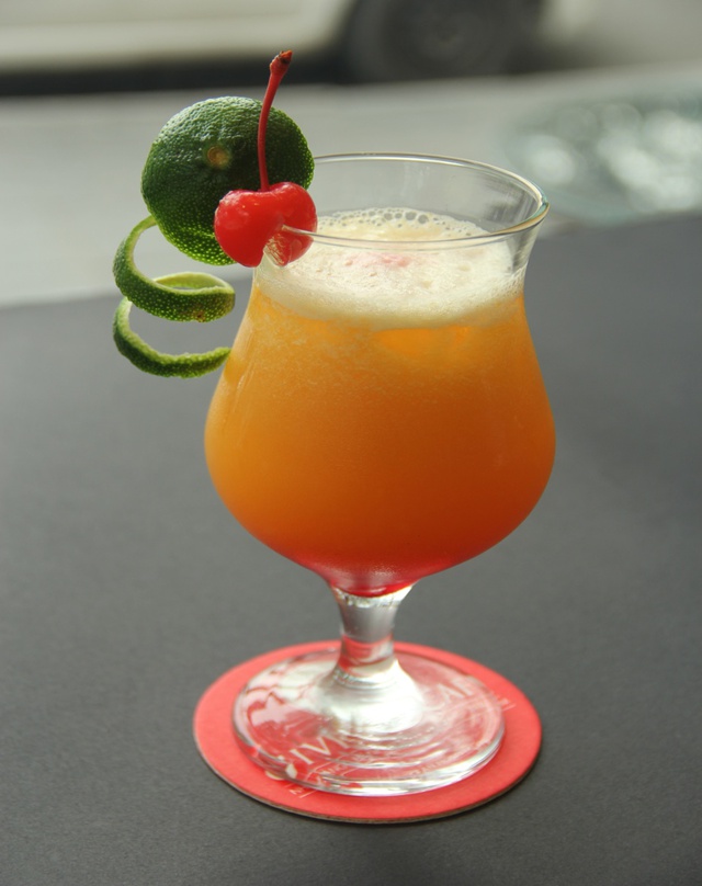 Giáng sinh ấm áp với thực đơn hấp dẫn tại Givral Café