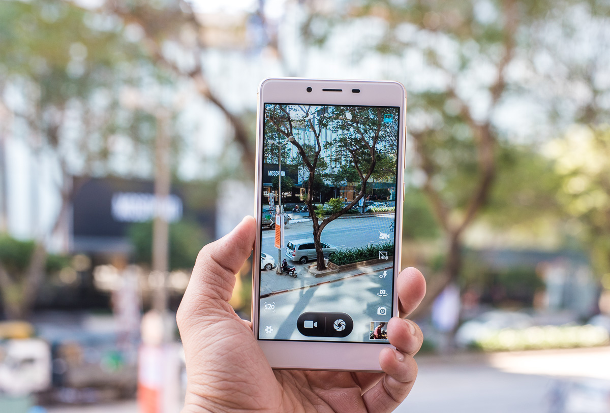 Đập hộp Prime X 2017: Thiết kế nguyên khối, màn hình 5.5 inch, cảm biến ...